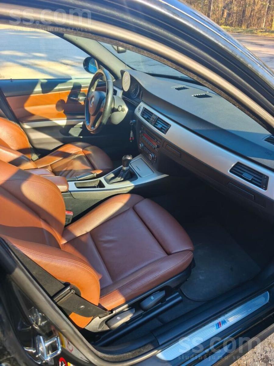 Melns BMW 320 2008 Rīga, ar dzinēja tilpumu 2.00 L un nobraukumu 290 tūkst. km par 4100 €, foto 8 vietnē AUTOMOTO.COM.LV