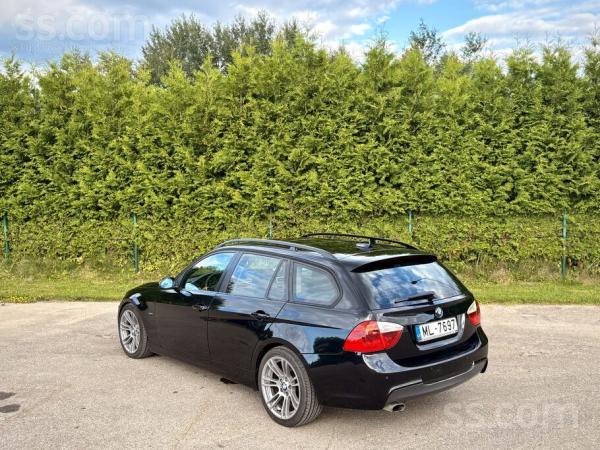 Melns BMW 320 2008 Rīga, ar dzinēja tilpumu 2.00 L un nobraukumu 334 tūkst. km par 5200 €, foto 4 vietnē AUTOMOTO.COM.LV