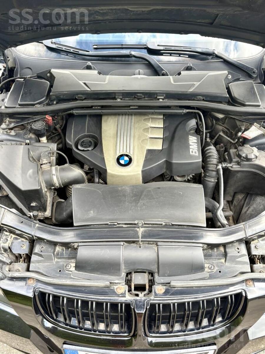 Black BMW 320 2008 in Riga, with an engine capacity of 2.00 L and mileage of 334 thousand km for 5200 €, photo 9 on AUTOMOTO.COM.LV