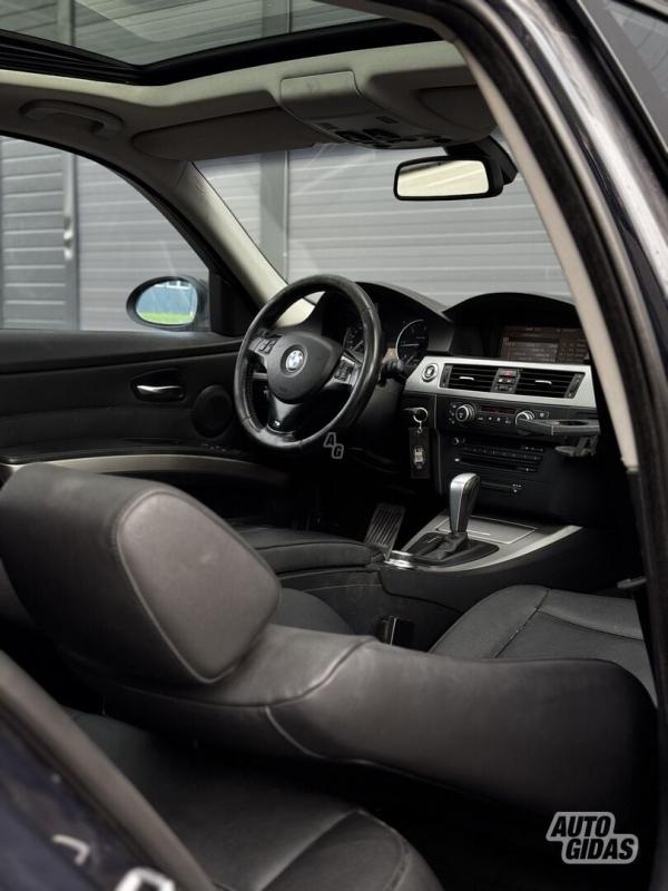 Melns BMW 320 2008 Klaipėda, ar dzinēja tilpumu 2.00 L un nobraukumu 323 tūkst. km par 3150 €, foto 8 vietnē AUTOMOTO.COM.LV