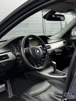 Melns BMW 320 2008 Klaipėda, ar dzinēja tilpumu 2.00 L un nobraukumu 323 tūkst. km par 3150 €, foto 9 vietnē AUTOMOTO.COM.LV