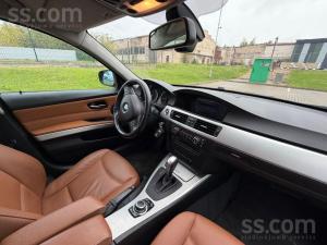 Melns BMW 320 2008 Ludza, ar dzinēja tilpumu 2.00 L un nobraukumu 347 tūkst. km par 5800 €, foto 17 vietnē AUTOMOTO.COM.LV