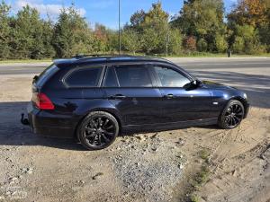 Black BMW 320 2008 in Vilnius, with an engine capacity of 2.00 L and mileage of 350 thousand km for 4200 €, photo 5 on AUTOMOTO.COM.LV