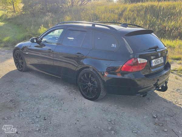 Melns BMW 320 2008 Viļņa, ar dzinēja tilpumu 2.00 L un nobraukumu 350 tūkst. km par 4200 €, foto 10 vietnē AUTOMOTO.COM.LV