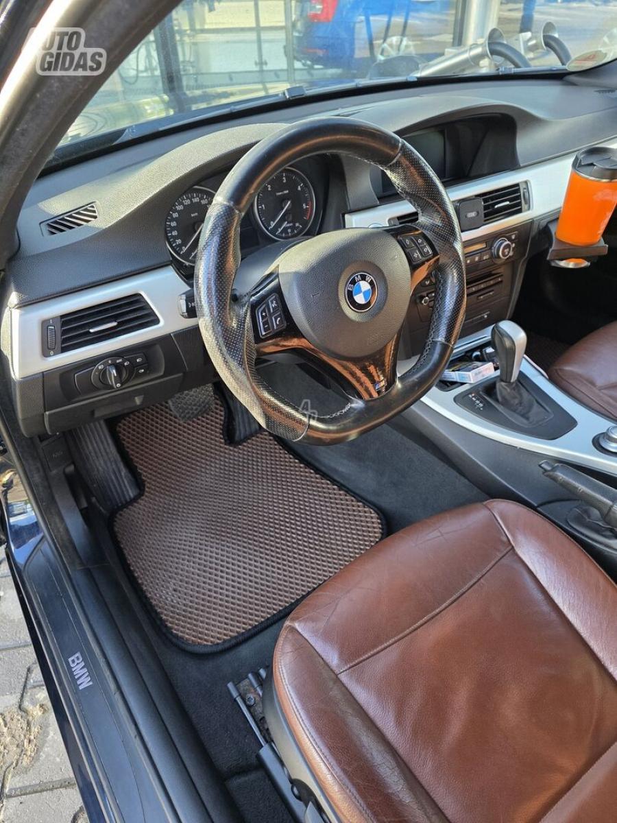 Black BMW 320 2008 in Vilnius, with an engine capacity of 2.00 L and mileage of 350 thousand km for 4200 €, photo 14 on AUTOMOTO.COM.LV