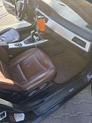 Black BMW 320 2008 in Vilnius, with an engine capacity of 2.00 L and mileage of 350 thousand km for 4200 €, photo 26 on AUTOMOTO.COM.LV