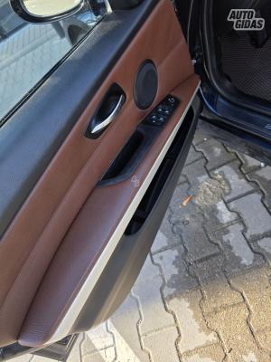 Black BMW 320 2008 in Vilnius, with an engine capacity of 2.00 L and mileage of 350 thousand km for 4200 €, photo 29 on AUTOMOTO.COM.LV
