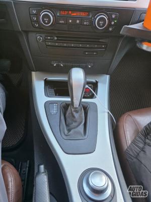 Black BMW 320 2008 in Vilnius, with an engine capacity of 2.00 L and mileage of 350 thousand km for 4200 €, photo 31 on AUTOMOTO.COM.LV