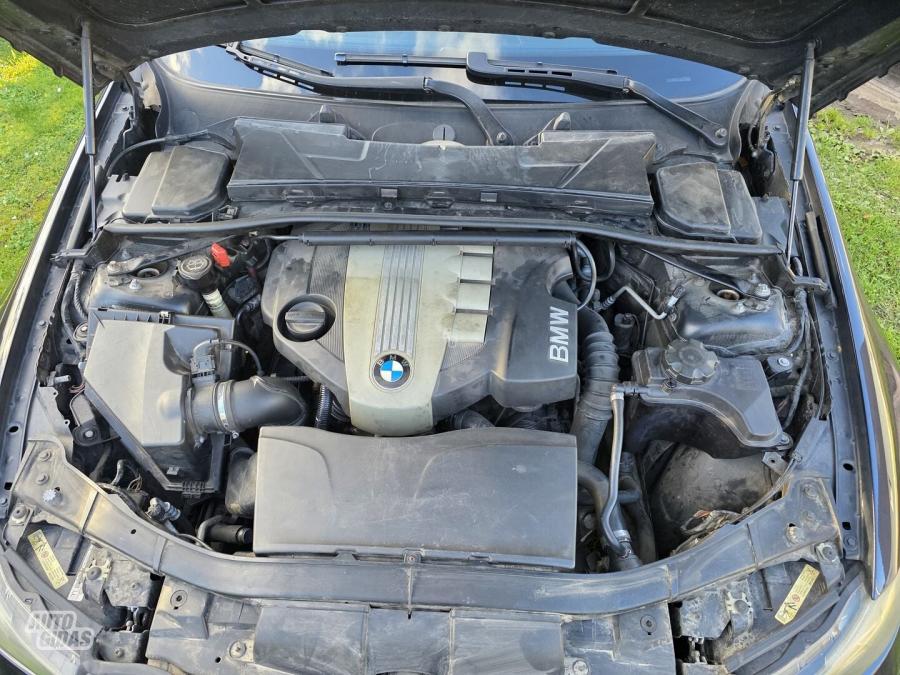 Black BMW 320 2008 in Vilnius, with an engine capacity of 2.00 L and mileage of 350 thousand km for 4200 €, photo 43 on AUTOMOTO.COM.LV