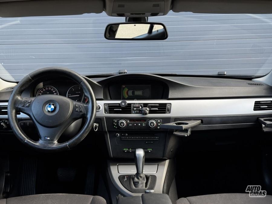 Black BMW 320 2008 in Klaipeda, with an engine capacity of 2.00 L and mileage of 285 thousand km for 2850 €, photo 4 on AUTOMOTO.COM.LV