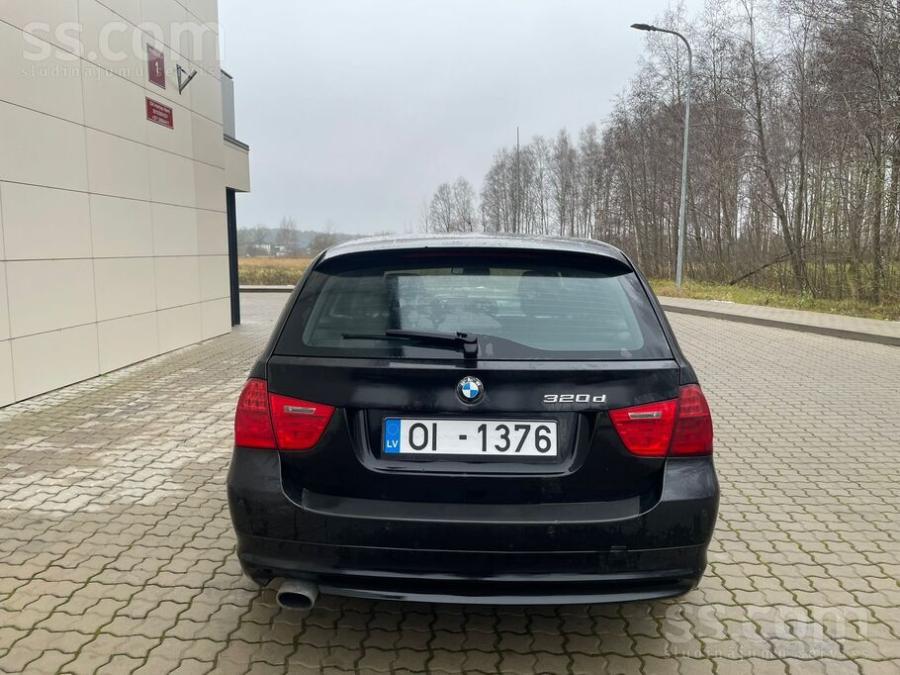 Melns BMW 320 2009 Rīga, ar dzinēja tilpumu 2.00 L un nobraukumu 452 tūkst. km par 3100 €, foto 6 vietnē AUTOMOTO.COM.LV