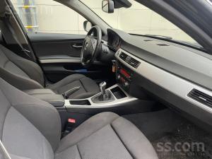 Melns BMW 320 2009 Rīga, ar dzinēja tilpumu 2.00 L un nobraukumu 452 tūkst. km par 3100 €, foto 10 vietnē AUTOMOTO.COM.LV