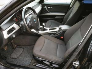 Black BMW 320 2009 in Klaipeda, with an engine capacity of 2.00 L and mileage of 203 thousand km for 3980 €, photo 15 on AUTOMOTO.COM.LV