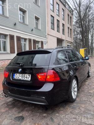 Black BMW 320 2009 in Riga, with an engine capacity of 2.00 L and mileage of 287 thousand km for 6350 €, photo 6 on AUTOMOTO.COM.LV