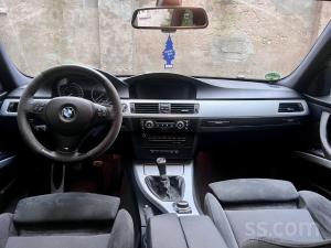 Black BMW 320 2009 in Riga, with an engine capacity of 2.00 L and mileage of 287 thousand km for 6350 €, photo 16 on AUTOMOTO.COM.LV