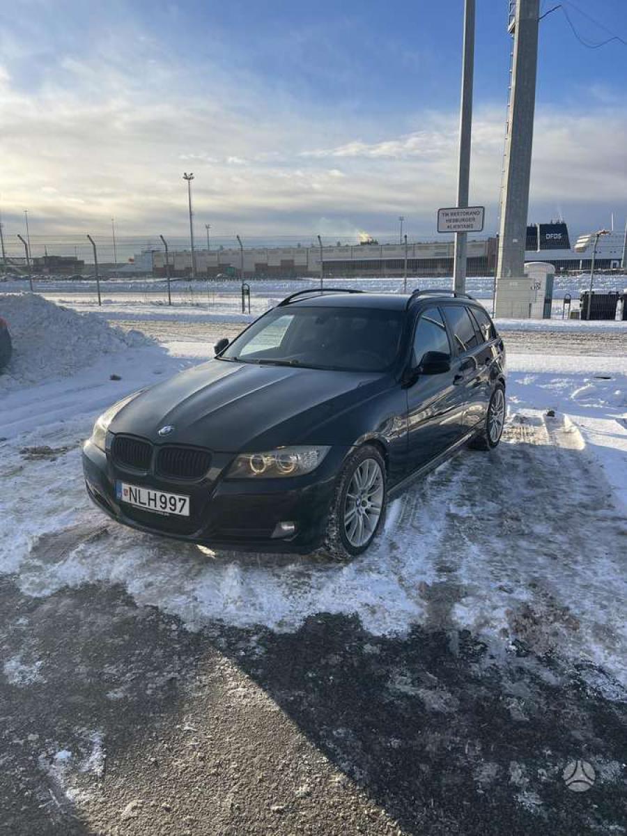 Black BMW 320 2009 in Klaipeda, with an engine capacity of 2.00 L and mileage of 293 thousand km for 4000 €, photo 1 on AUTOMOTO.COM.LV