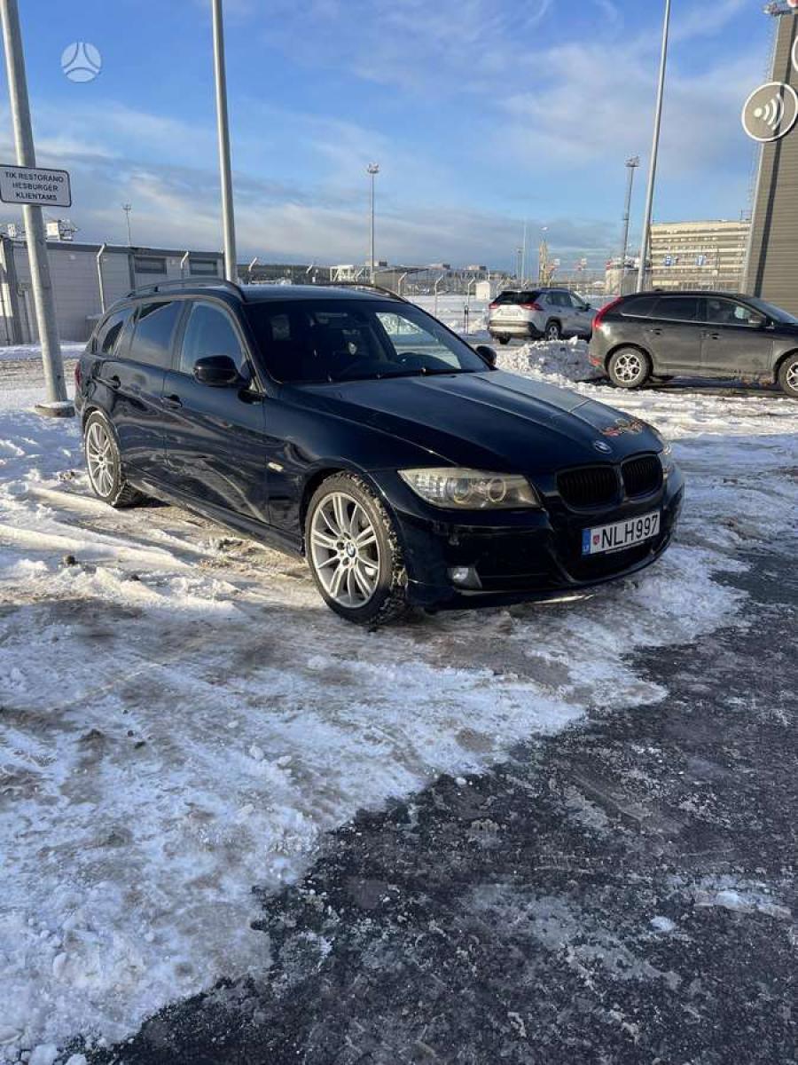 Black BMW 320 2009 in Klaipeda, with an engine capacity of 2.00 L and mileage of 293 thousand km for 4000 €, photo 2 on AUTOMOTO.COM.LV