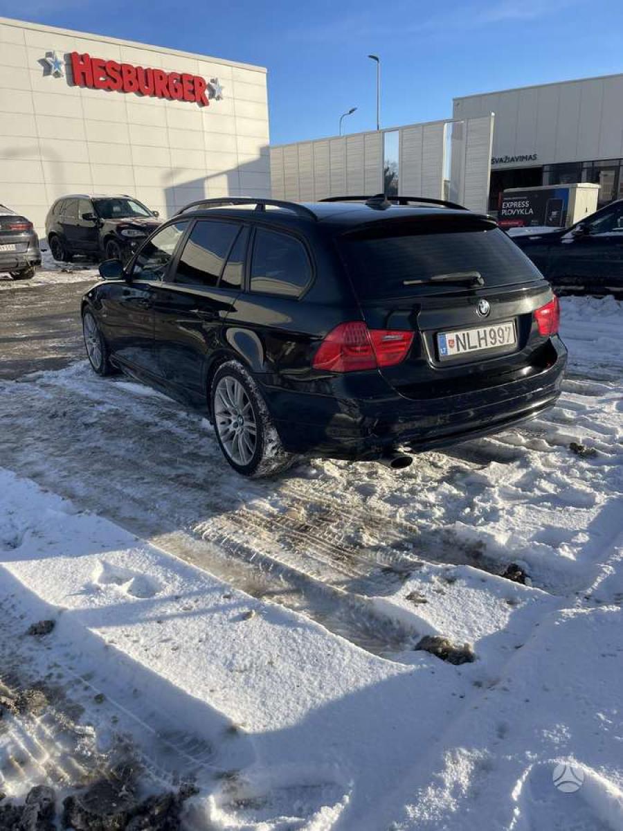 Black BMW 320 2009 in Klaipeda, with an engine capacity of 2.00 L and mileage of 293 thousand km for 4000 €, photo 7 on AUTOMOTO.COM.LV