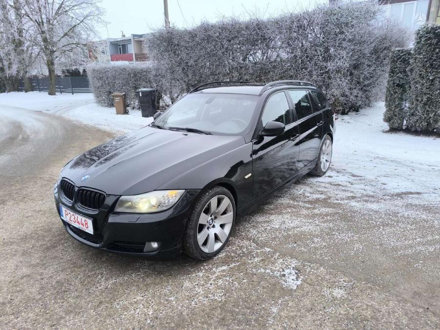 Melns BMW 320 2009 Marijampole, ar dzinēja tilpumu 2.00 L un nobraukumu 290 tūkst. km par 4300 €, foto 9 vietnē AUTOMOTO.COM.LV