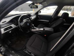 Melns BMW 320 2009 Marijampole, ar dzinēja tilpumu 2.00 L un nobraukumu 290 tūkst. km par 4300 €, foto 11 vietnē AUTOMOTO.COM.LV