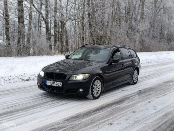 Melns BMW 320 2009 Kauņa, ar dzinēja tilpumu 2.00 L un nobraukumu 397 tūkst. km par 3200 €, foto 1 vietnē AUTOMOTO.COM.LV