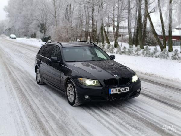 Melns BMW 320 2009 Kauņa, ar dzinēja tilpumu 2.00 L un nobraukumu 397 tūkst. km par 3200 €, foto 3 vietnē AUTOMOTO.COM.LV