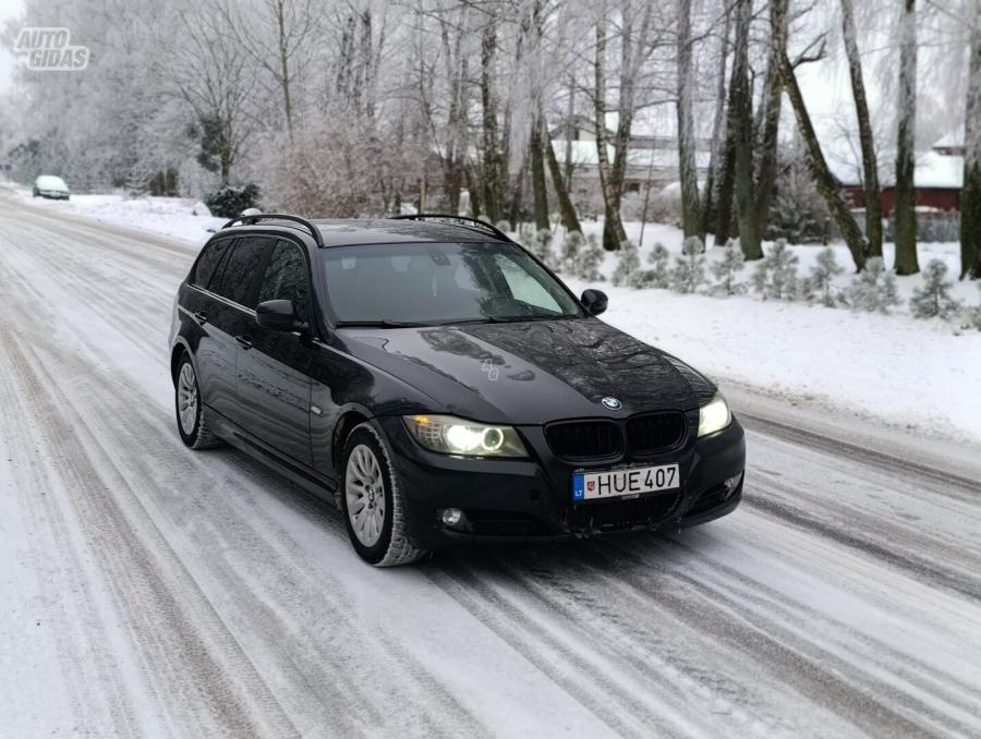 Melns BMW 320 2009 Kauņa, ar dzinēja tilpumu 2.00 L un nobraukumu 397 tūkst. km par 3200 €, foto 4 vietnē AUTOMOTO.COM.LV