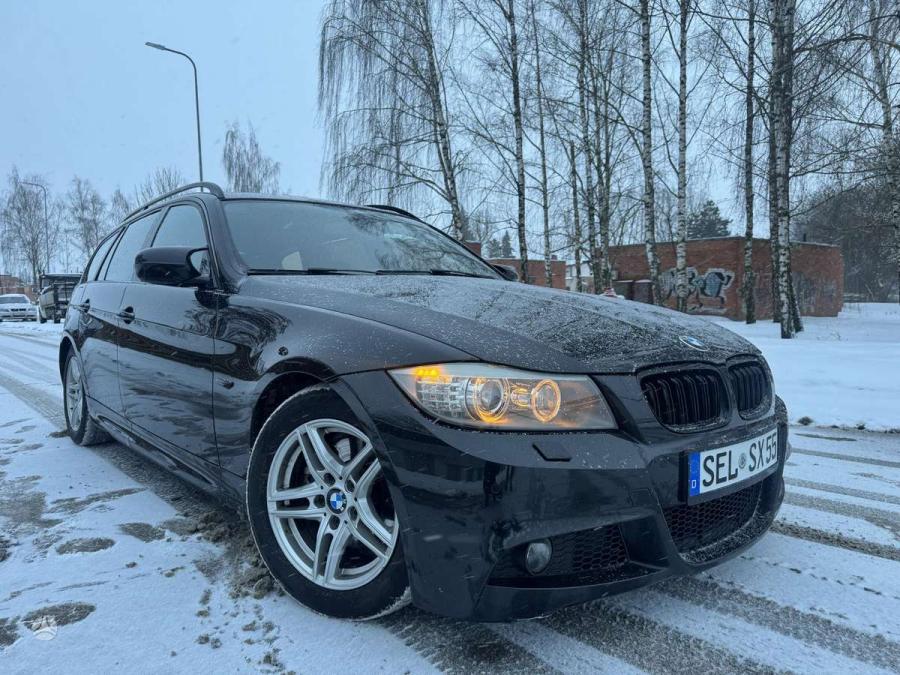 Melns BMW 320 2009 Marijampole, ar dzinēja tilpumu 2.00 L un nobraukumu 323 tūkst. km par 6000 €, foto 1 vietnē AUTOMOTO.COM.LV