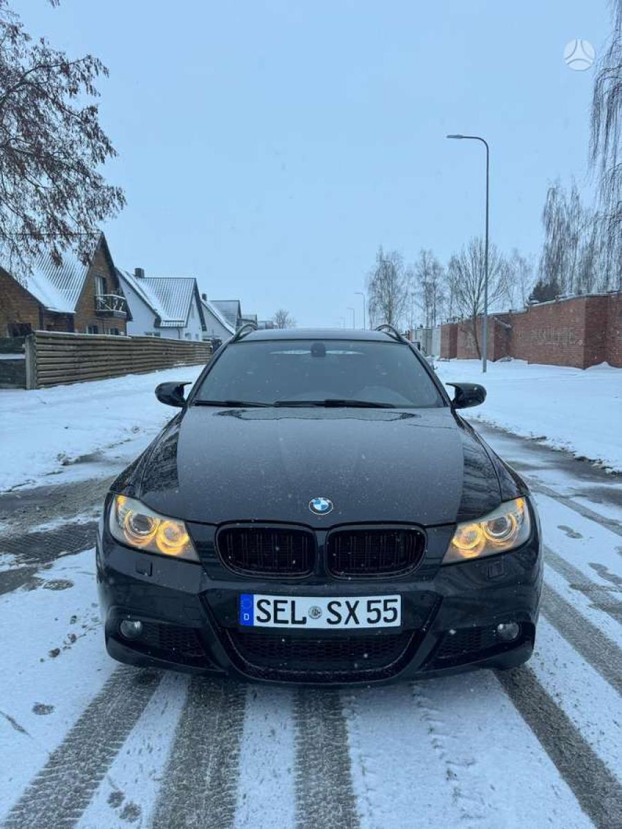 Melns BMW 320 2009 Marijampole, ar dzinēja tilpumu 2.00 L un nobraukumu 323 tūkst. km par 6000 €, foto 2 vietnē AUTOMOTO.COM.LV