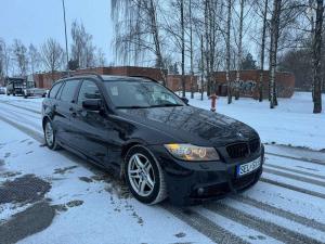 Melns BMW 320 2009 Marijampole, ar dzinēja tilpumu 2.00 L un nobraukumu 323 tūkst. km par 6000 €, foto 3 vietnē AUTOMOTO.COM.LV