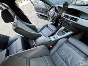 Melns BMW 320 2009 Alīta, ar dzinēja tilpumu 2.00 L un nobraukumu 291 tūkst. km par 5650 €, foto 20 vietnē AUTOMOTO.COM.LV