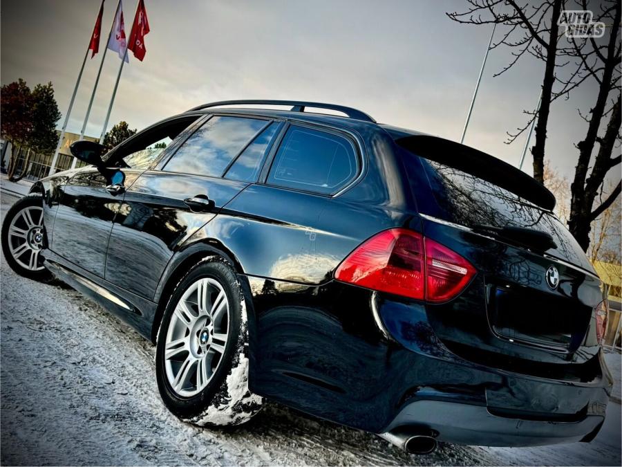 Melns BMW 320 2009 Alīta, ar dzinēja tilpumu 2.00 L un nobraukumu 291 tūkst. km par 5650 €, foto 31 vietnē AUTOMOTO.COM.LV