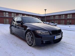 Melns BMW 320 2009 Marijampole, ar dzinēja tilpumu 2.00 L un nobraukumu 298 tūkst. km par 4800 €, foto  vietnē AUTOMOTO.COM.LV
