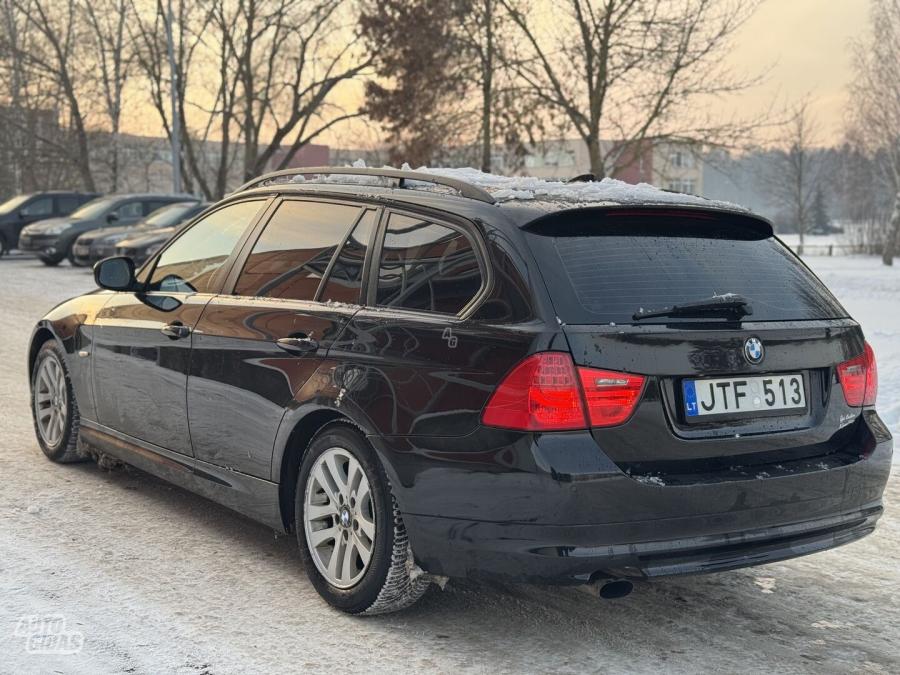Black BMW 320 2009 in Kaisiadorys, with an engine capacity of 2.00 L and mileage of 310 thousand km for 3100 €, photo 4 on AUTOMOTO.COM.LV