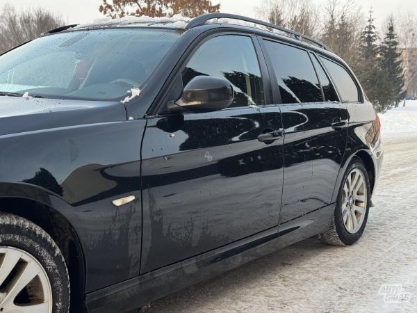 Melns BMW 320 2009 Kaišiadorys, ar dzinēja tilpumu 2.00 L un nobraukumu 310 tūkst. km par 3100 €, foto 7 vietnē AUTOMOTO.COM.LV