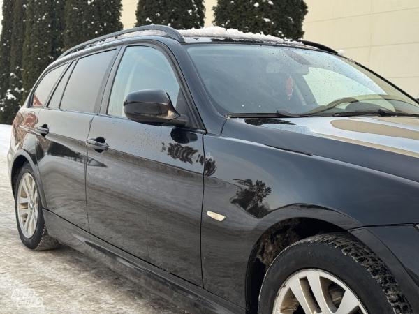 Melns BMW 320 2009 Kaišiadorys, ar dzinēja tilpumu 2.00 L un nobraukumu 310 tūkst. km par 3100 €, foto 10 vietnē AUTOMOTO.COM.LV