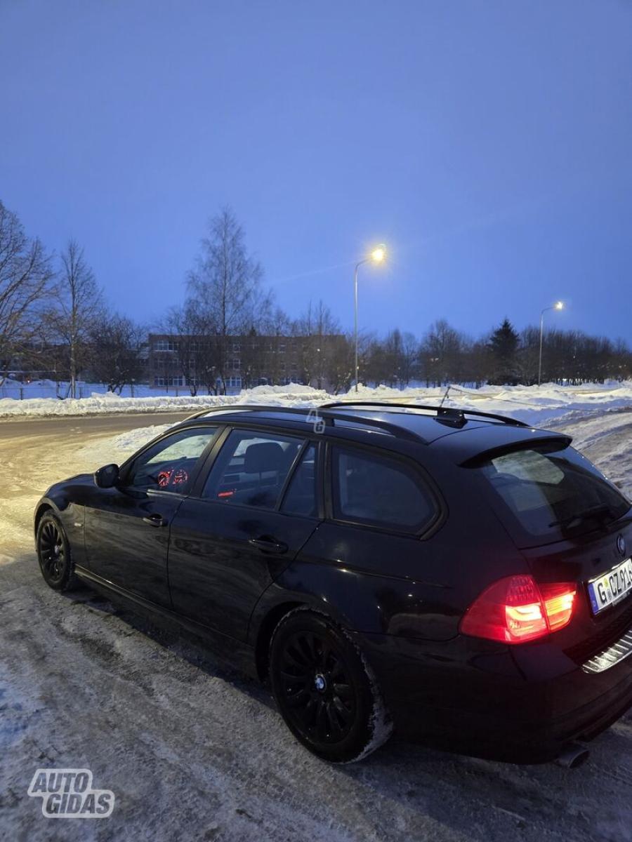 Melns BMW 320 2009 Plungė, ar dzinēja tilpumu 2.00 L un nobraukumu 361 tūkst. km par 3350 €, foto 5 vietnē AUTOMOTO.COM.LV