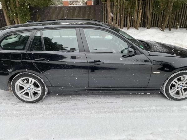 Melns BMW 320 2009 Kauņa, ar dzinēja tilpumu 2.00 L un nobraukumu 360 tūkst. km par 4500 €, foto 5 vietnē AUTOMOTO.COM.LV