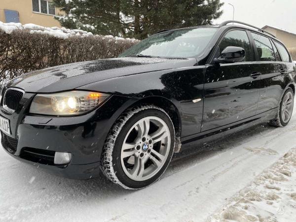 Melns BMW 320 2009 Kauņa, ar dzinēja tilpumu 2.00 L un nobraukumu 360 tūkst. km par 4500 €, foto 9 vietnē AUTOMOTO.COM.LV