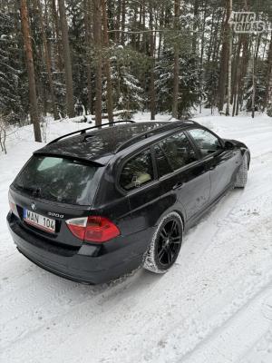 Black BMW 320 2009 in Klaipeda, with an engine capacity of 2.00 L and mileage of 305 thousand km for 3500 €, photo 4 on AUTOMOTO.COM.LV