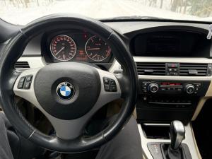 Black BMW 320 2009 in Klaipeda, with an engine capacity of 2.00 L and mileage of 305 thousand km for 3500 €, photo 10 on AUTOMOTO.COM.LV