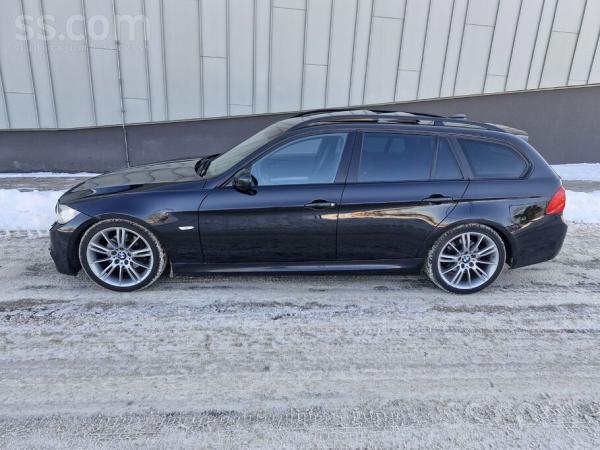 Melns BMW 320 2009 Bauska, ar dzinēja tilpumu 2.00 L un nobraukumu 340 tūkst. km par 6850 €, foto 5 vietnē AUTOMOTO.COM.LV