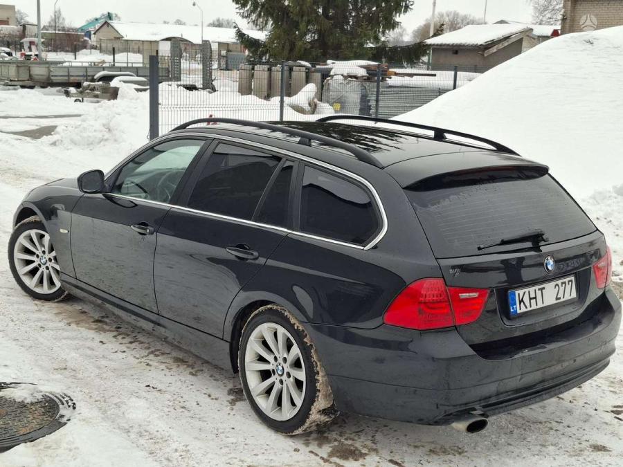 Black BMW 320 2009 in Silute, with an engine capacity of 2.00 L and mileage of 331 thousand km for 3500 €, photo 9 on AUTOMOTO.COM.LV