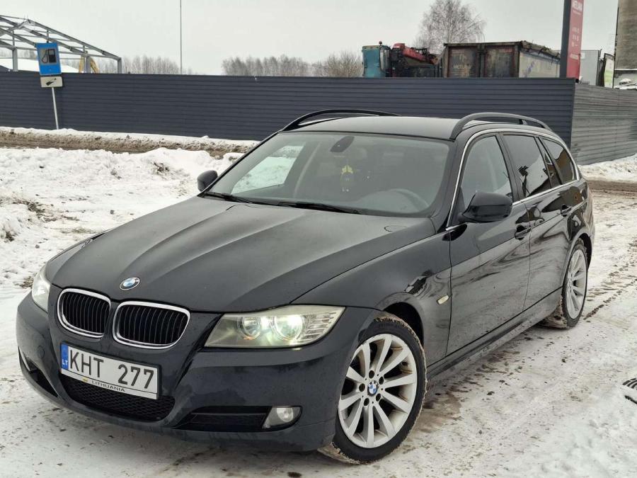 Black BMW 320 2009 in Silute, with an engine capacity of 2.00 L and mileage of 331 thousand km for 3500 €, photo 12 on AUTOMOTO.COM.LV