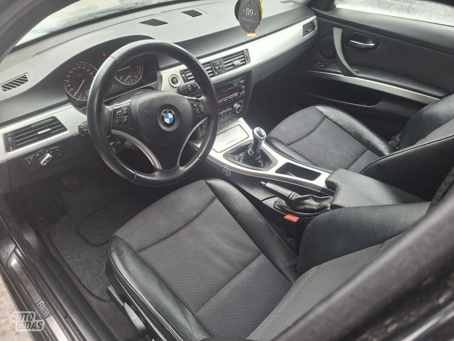 Black BMW 320 2009 in Silute, with an engine capacity of 2.00 L and mileage of 331 thousand km for 3500 €, photo 27 on AUTOMOTO.COM.LV