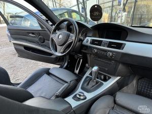 Melns BMW 320 2009 Alīta, ar dzinēja tilpumu 2.00 L un nobraukumu 291 tūkst. km par 5050 €, foto 15 vietnē AUTOMOTO.COM.LV