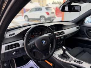 Melns BMW 320 2009 Viļņa, ar dzinēja tilpumu 2.00 L un nobraukumu 297 tūkst. km par 5700 €, foto 10 vietnē AUTOMOTO.COM.LV