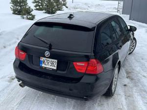 Black BMW 320 2009 in Kaunas, with an engine capacity of 0.00 L and mileage of 336 thousand km for 3550 €, photo 9 on AUTOMOTO.COM.LV