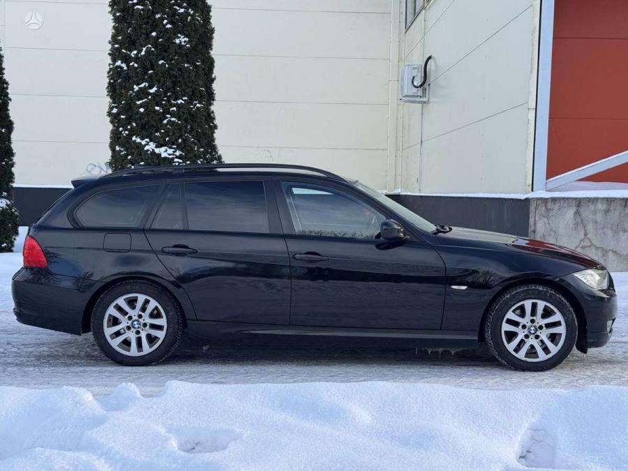 Black BMW 320 2009 in Kaisiadorys, with an engine capacity of 2.00 L and mileage of 320 thousand km for 3100 €, photo 7 on AUTOMOTO.COM.LV