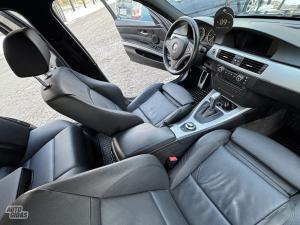 Black BMW 320 2009 in Alytus, with an engine capacity of 2.00 L and mileage of 301 thousand km for 4850 €, photo 8 on AUTOMOTO.COM.LV